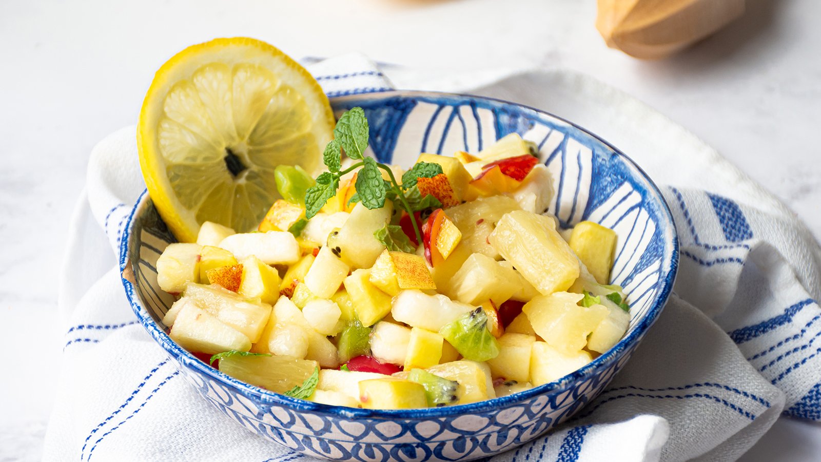 Dole Tropisk Fruktsalat Obstsalat In Der Ananas Rezept & Mövenpick